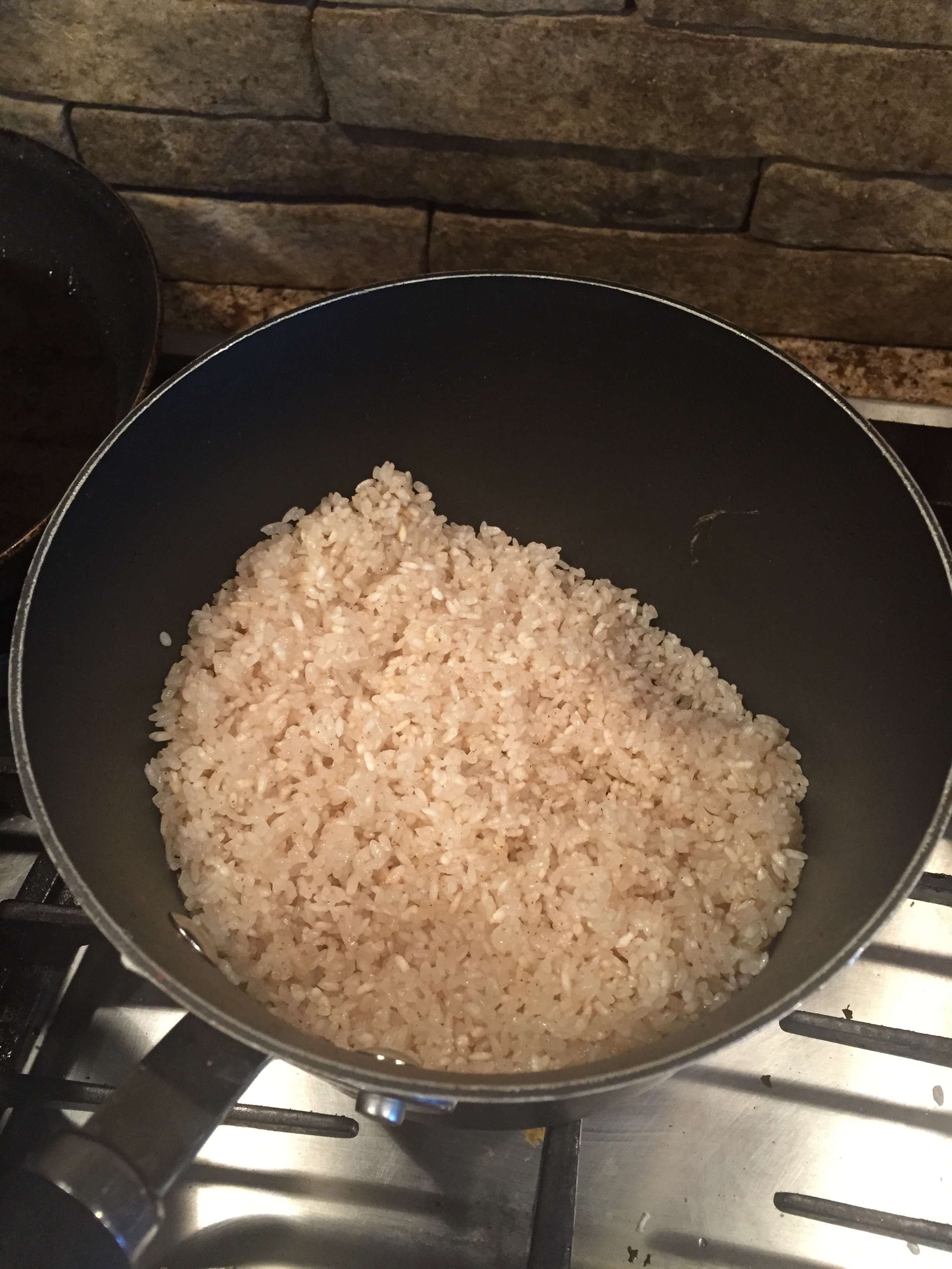 Egyptian rice with nuts and raisins: Ruz bil khalta – SCARF GAL FOOD